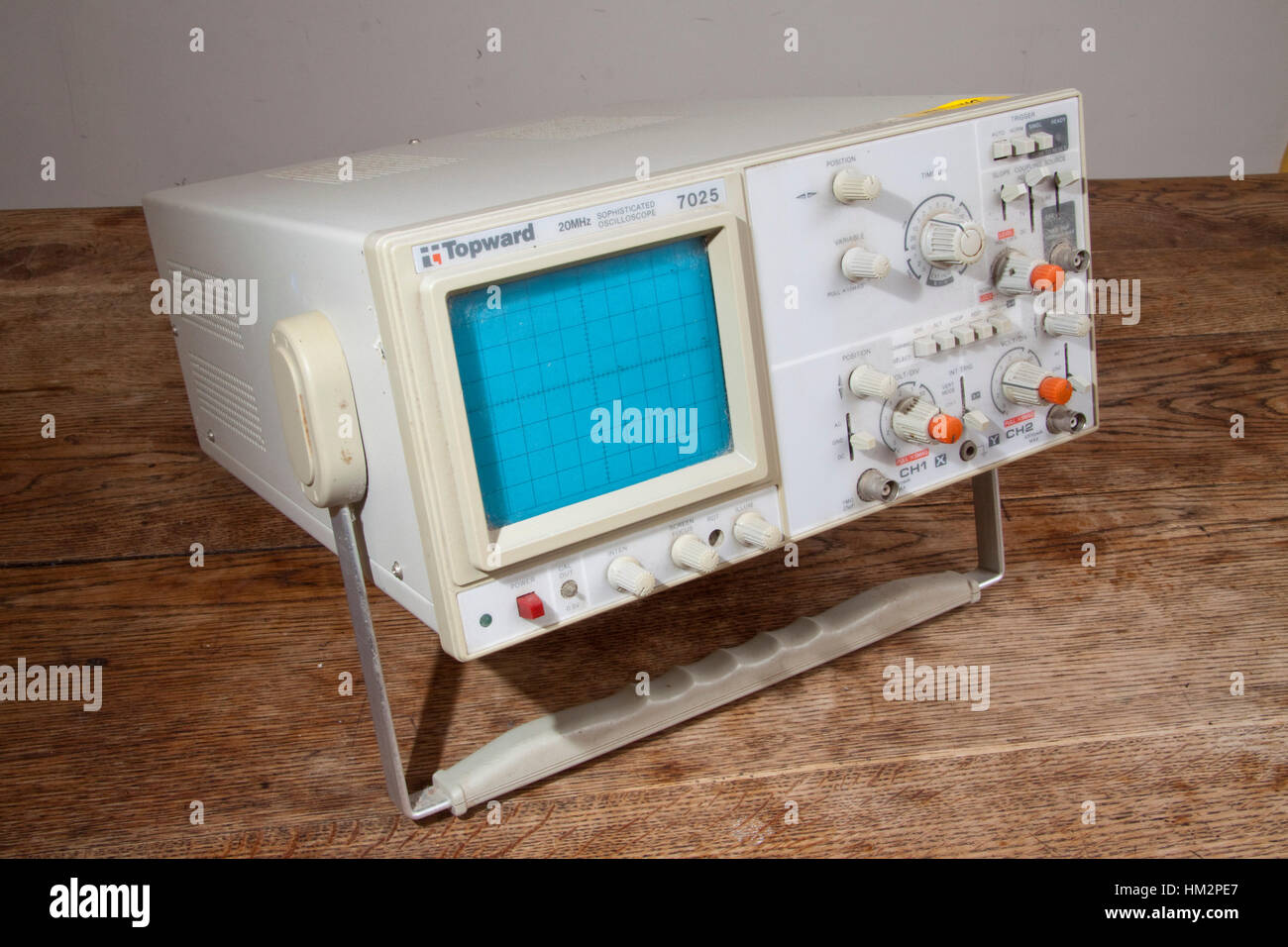 Topward 7025 two channel 20MHz oscilloscope Stock Photo - Alamy