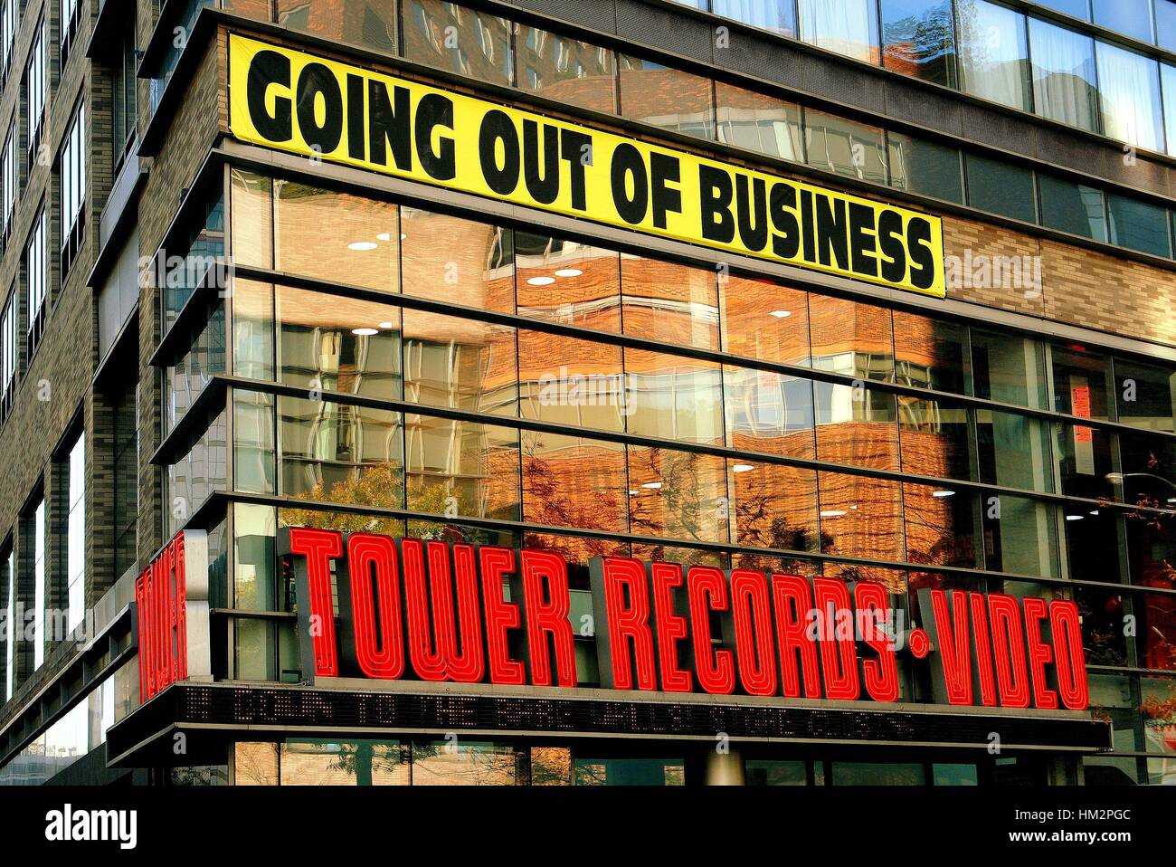 New york tower records hi-res stock photography and images - Alamy