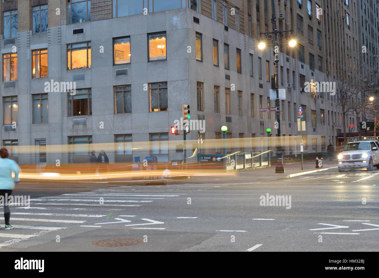 Nyc lights hi-res stock photography and images - Alamy