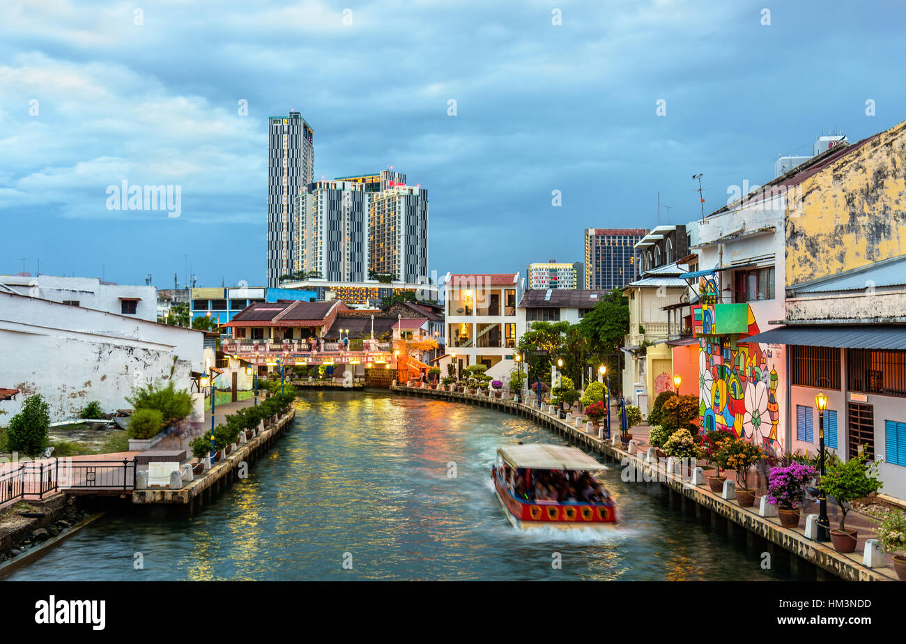 The old town of Malacca and the Malacca river. UNESCO World Heritage ...