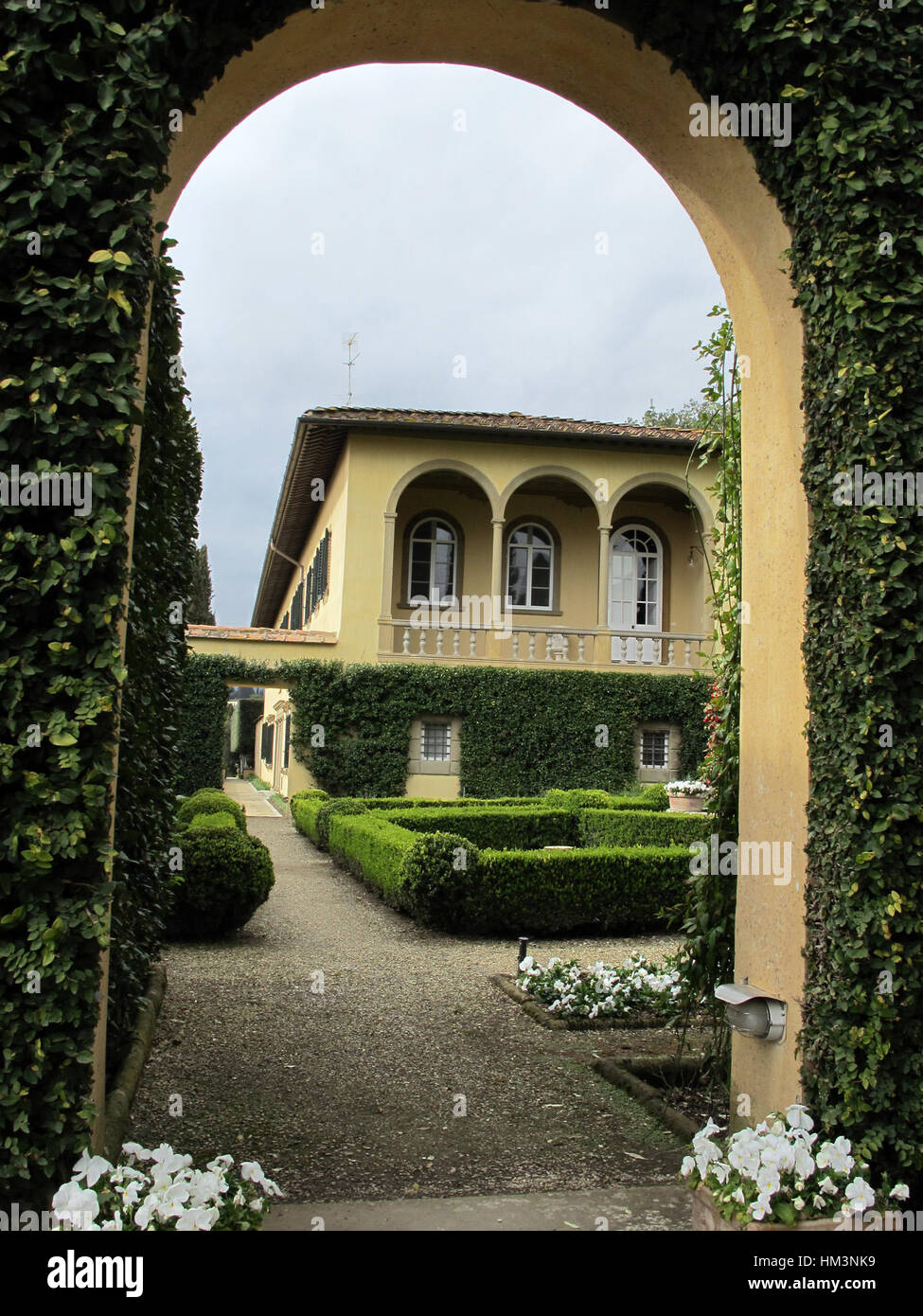 'Le Balze, Giardino d'Inverno' showcases an Italian winter garden with ...