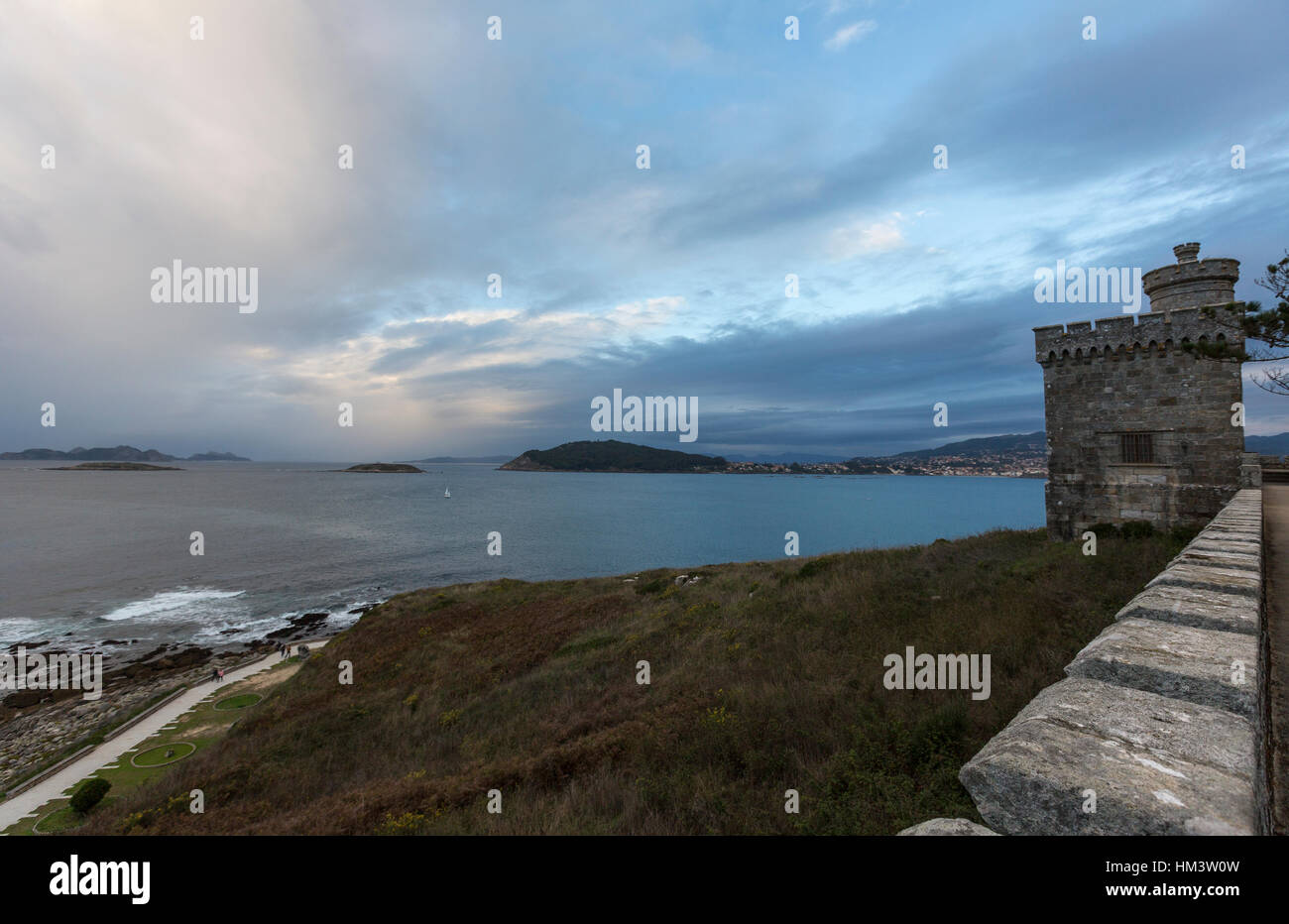 Old walled fort protecting the Port of Baiona Stock Photo - Alamy