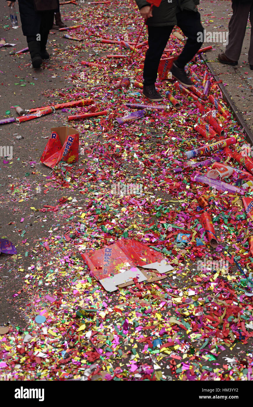 Giant party poppers hi-res stock photography and images - Alamy