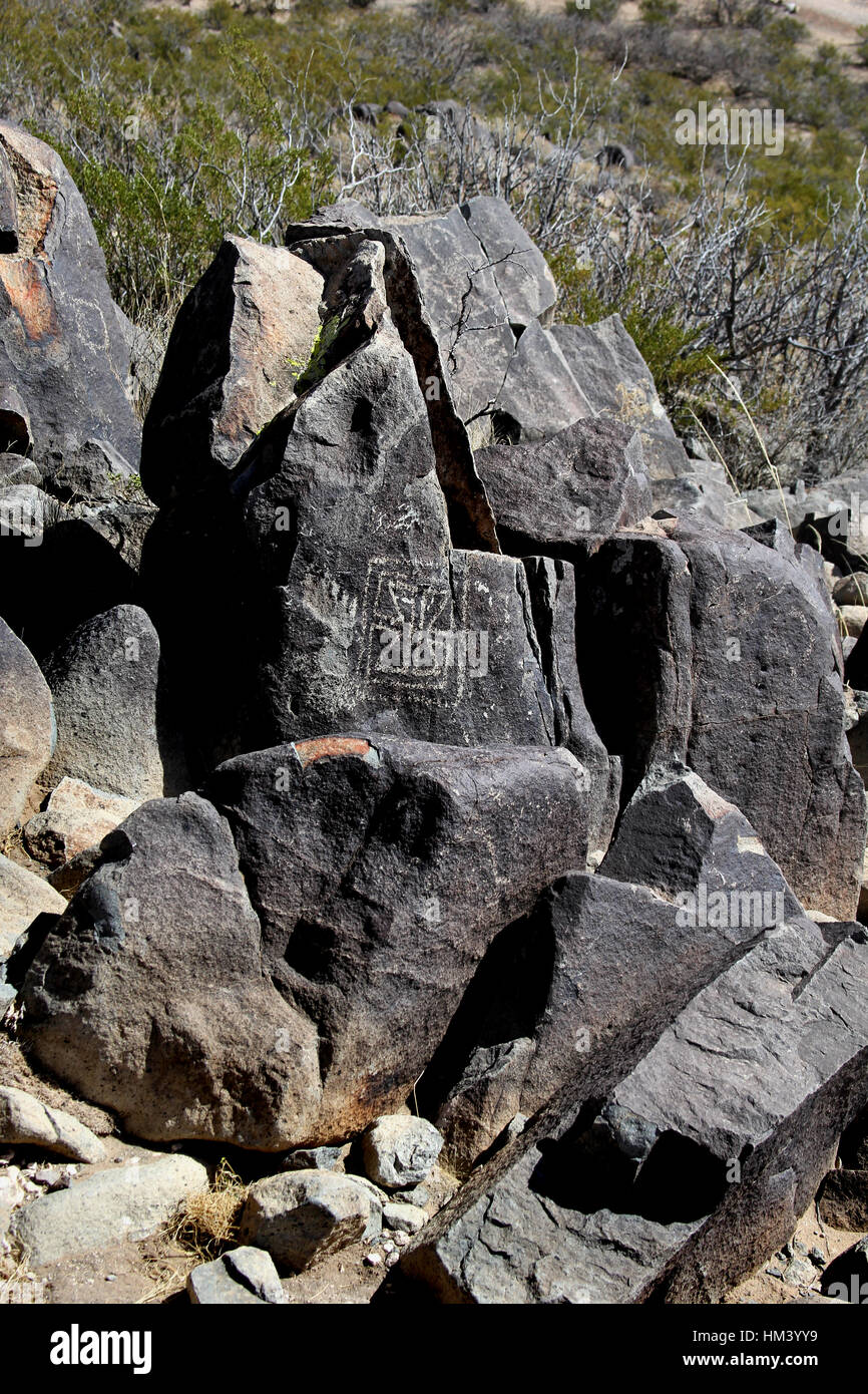 A tumble of boulders with carved petroglyphs at Three Rivers Petroglyph ...