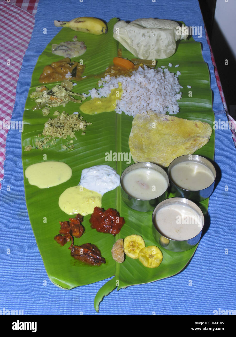 Traditional sadhya meal hi-res stock photography and images - Alamy
