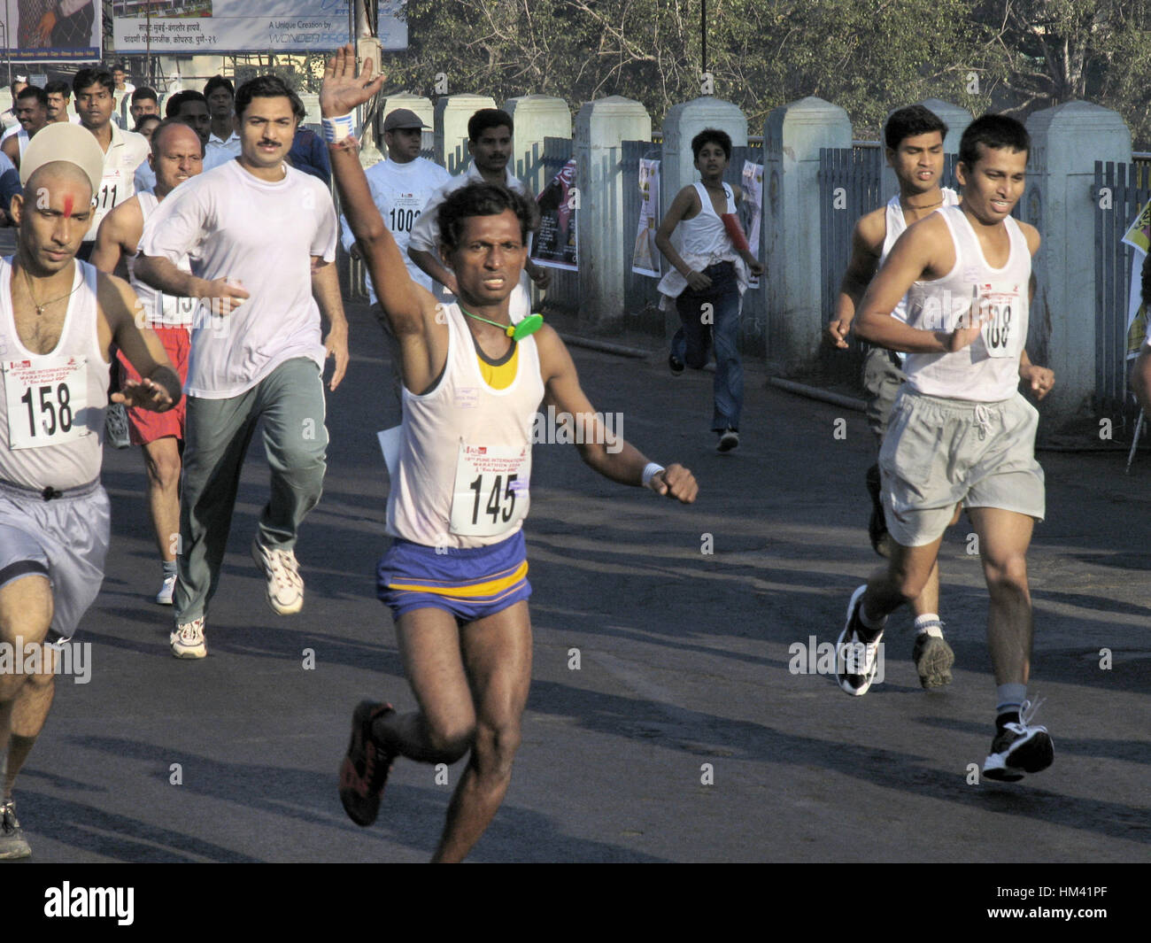 Participants in Pune International Marathon 2004 Stock Photo - Alamy