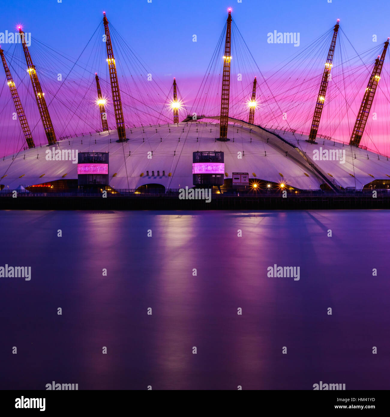 The O2 Arena at sunset against a purple sky Stock Photo - Alamy