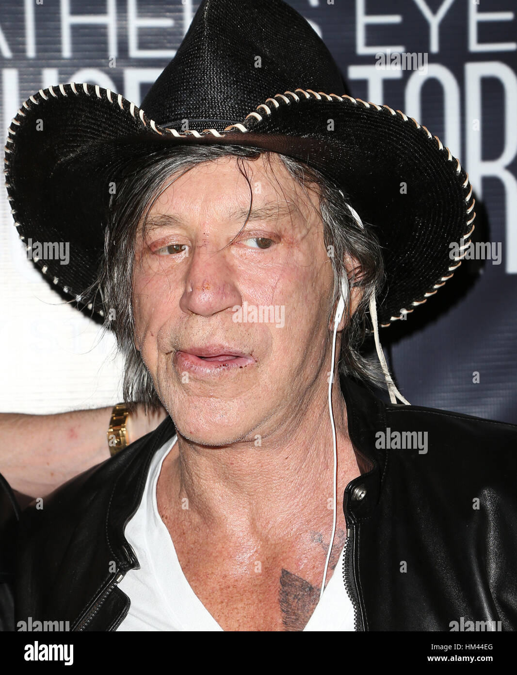 Through My Father's Eyes: The Ronda Rousey Story Featuring: Mickey ...