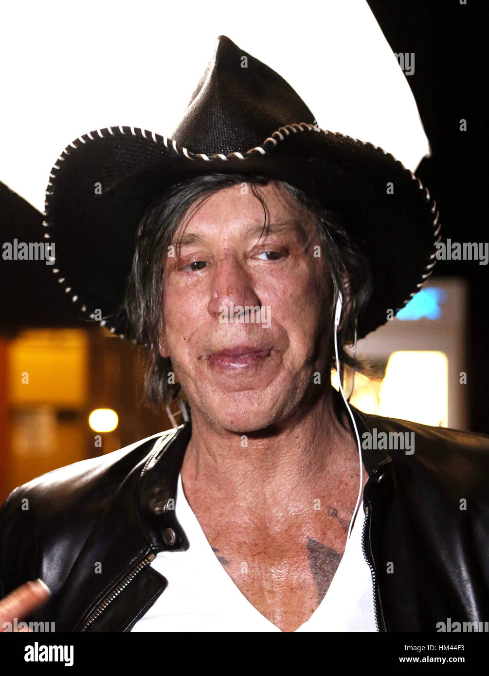 Through My Father's Eyes: The Ronda Rousey Story Featuring: Mickey ...