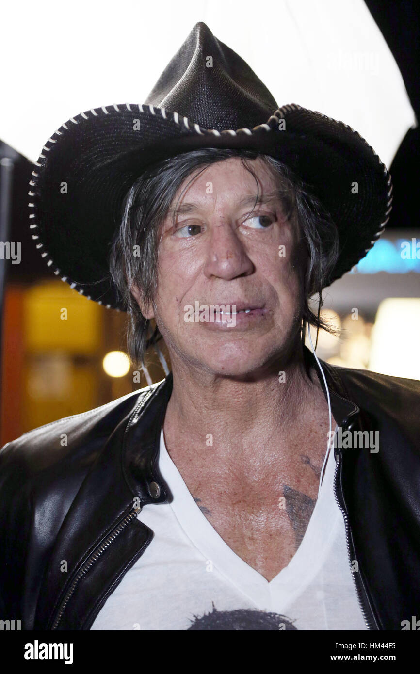 Through My Father's Eyes: The Ronda Rousey Story Featuring: Mickey ...