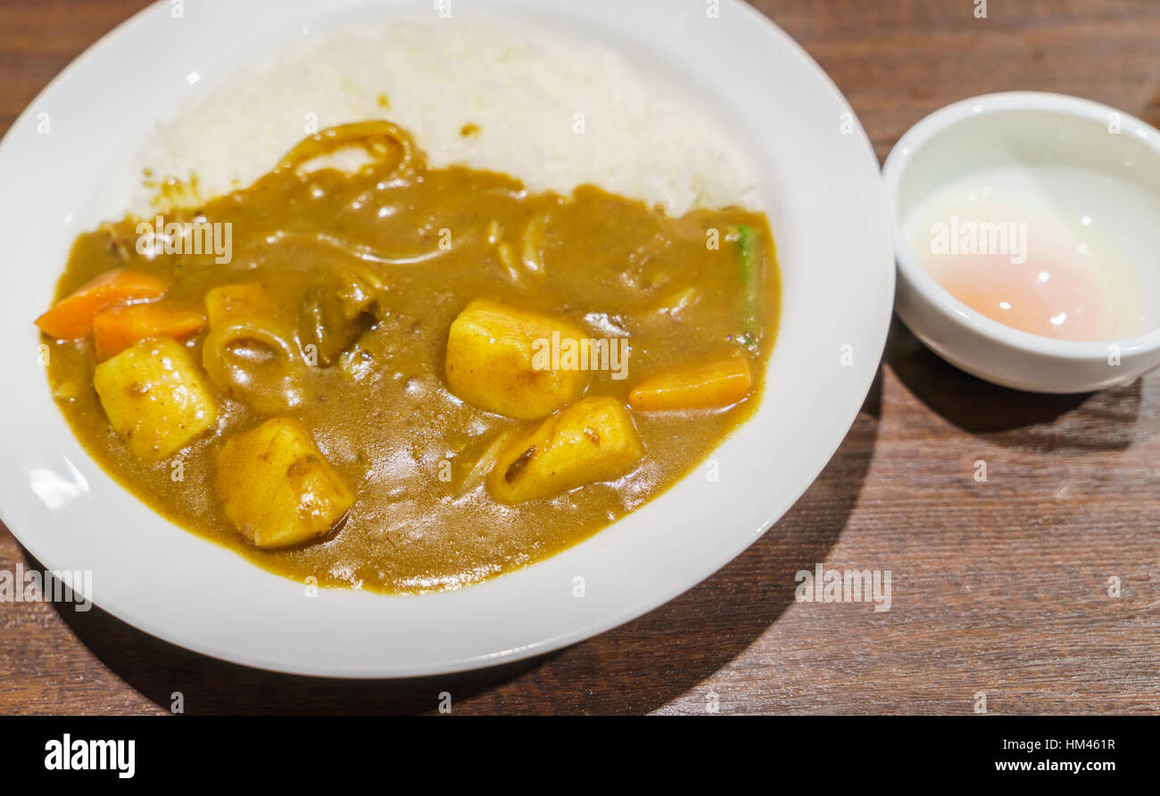 Japanese food style curry with rice Stock Photo - Alamy