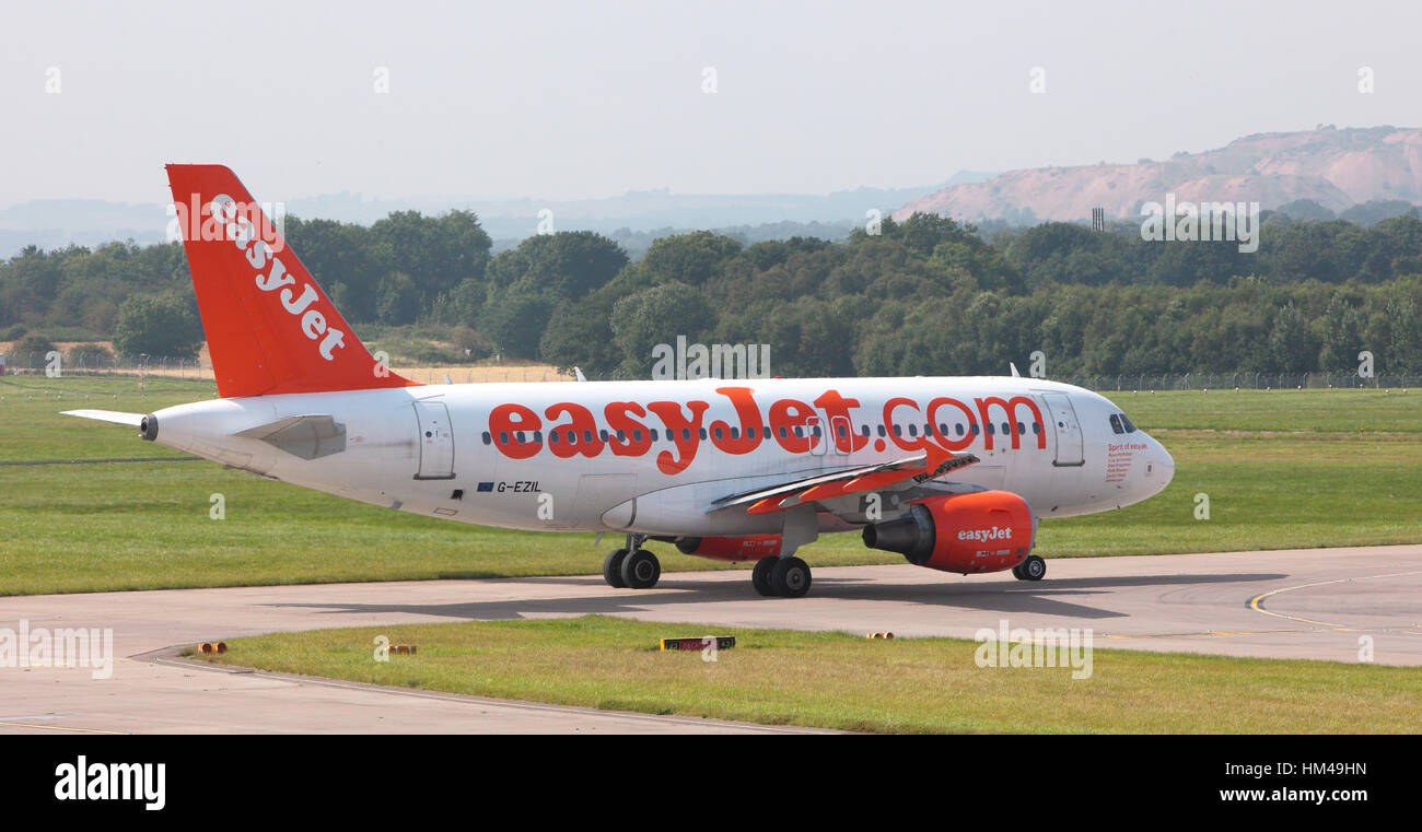 Easyjet G-EZIL On Edinburgh Airport Runway Stock Photo - Alamy