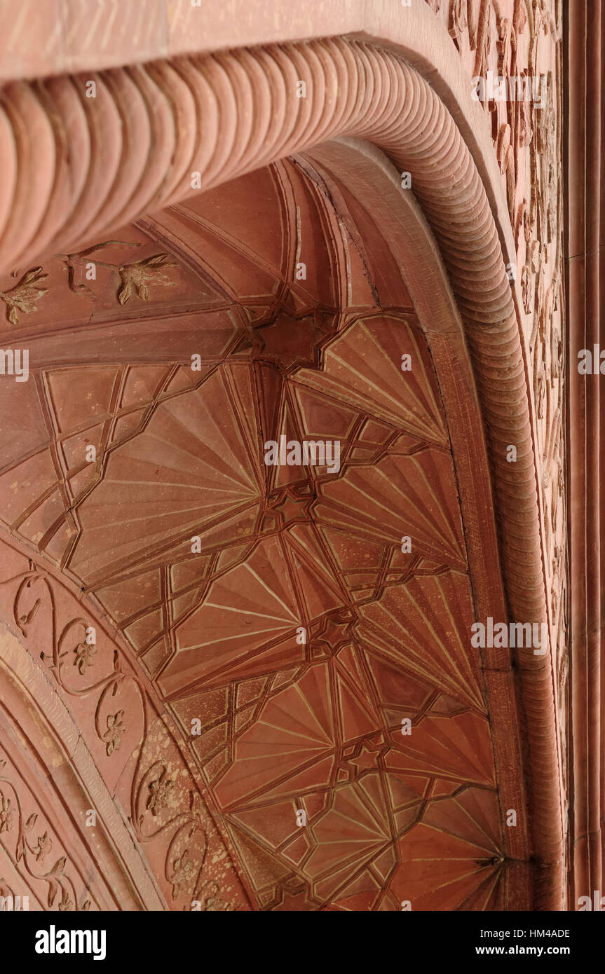 Red Fort in Agra, India. Typical Indian architecture Stock Photo - Alamy