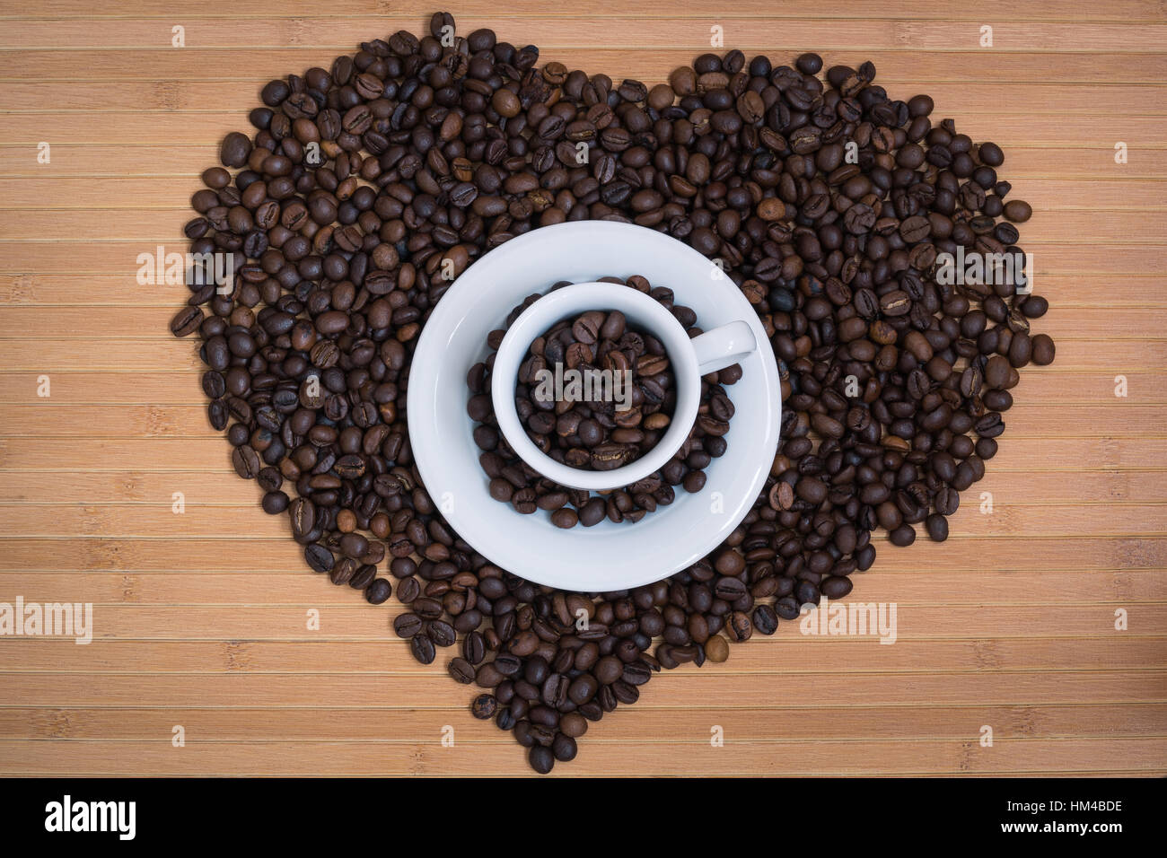 Heart shape made from coffee beans Stock Photo - Alamy
