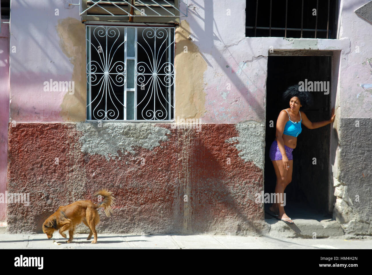 Lady in Street, Havana, Cuba Stock Photo - Alamy