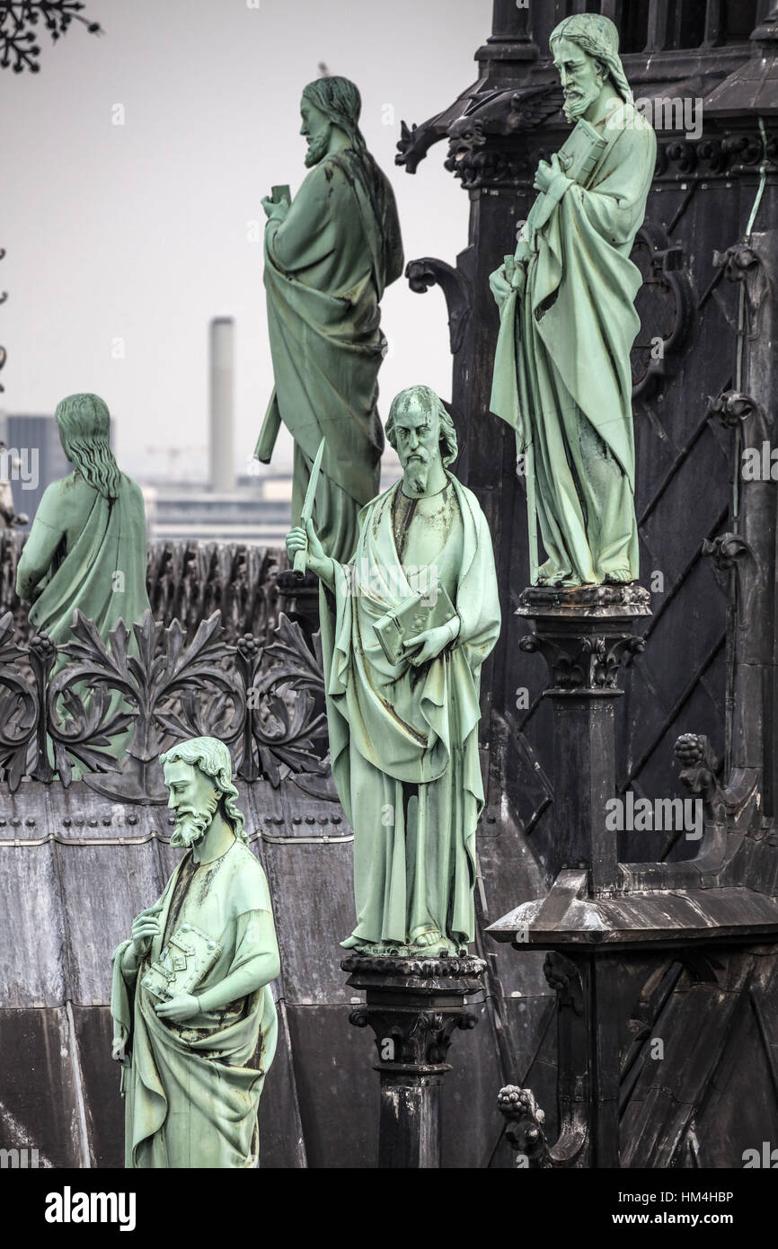 Statues depicting the apostles on the roof of the Cathedral of Notre ...