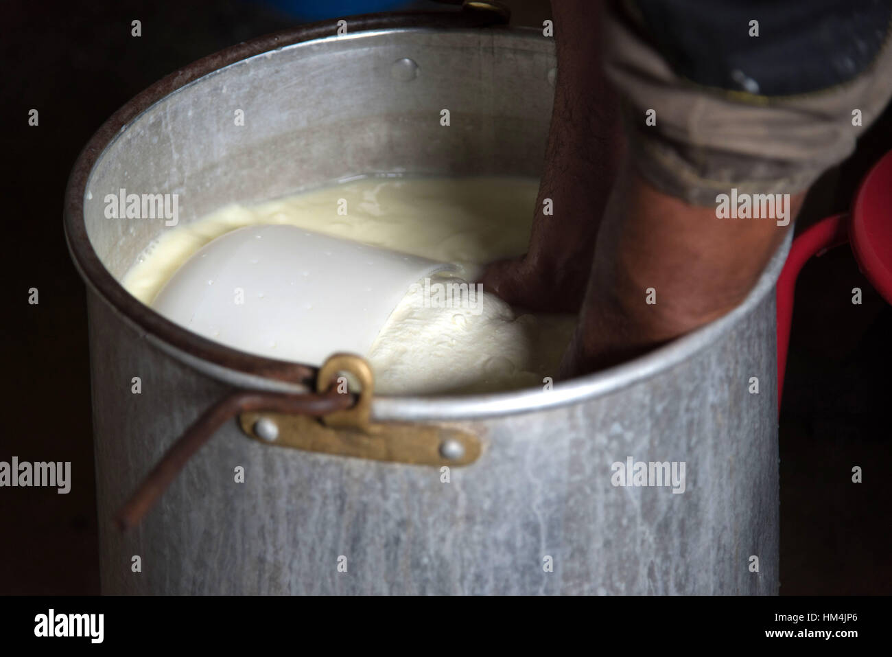 Tin mould manufacture hi-res stock photography and images - Alamy
