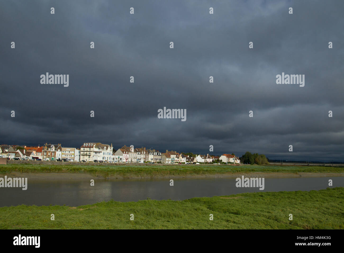 Etaples (northern France): the Canche Bay Stock Photo - Alamy