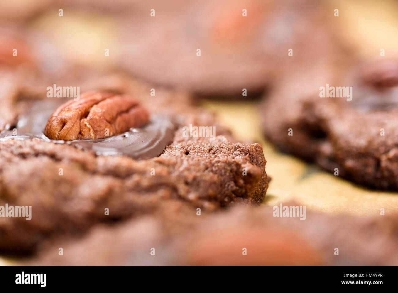 Dessert closeup cookies chocolate hi-res stock photography and images ...