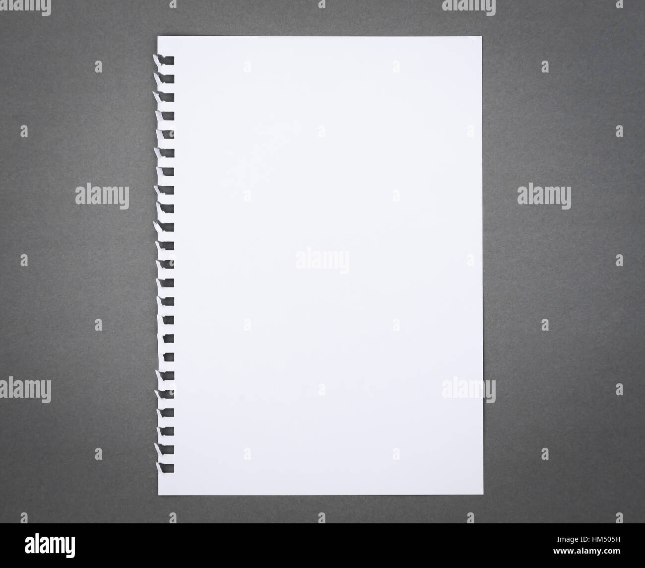 Blank notepad notebook paper Stock Photo - Alamy