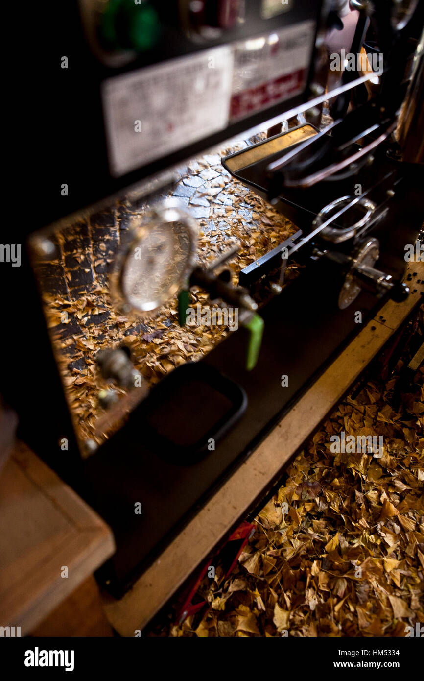 modern roasting machine Stock Photo - Alamy