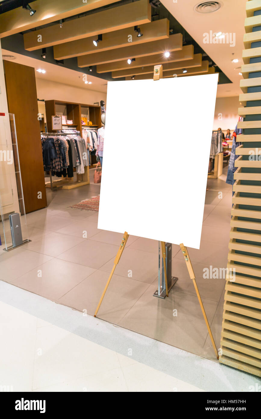 Empty sign in the street and shopping mall Stock Photo - Alamy