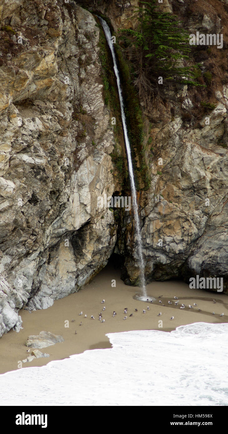 Year round waterfall hi-res stock photography and images - Alamy