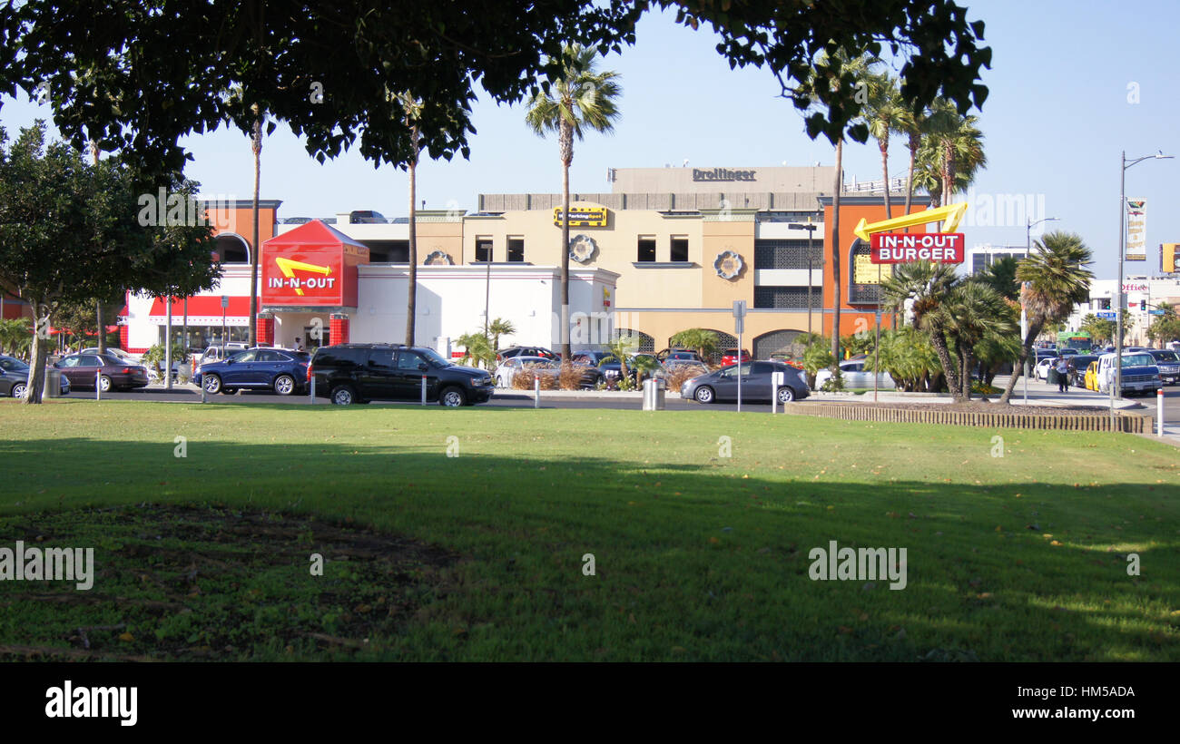 In n out burger fast food burger chain restaurant hi-res stock ...