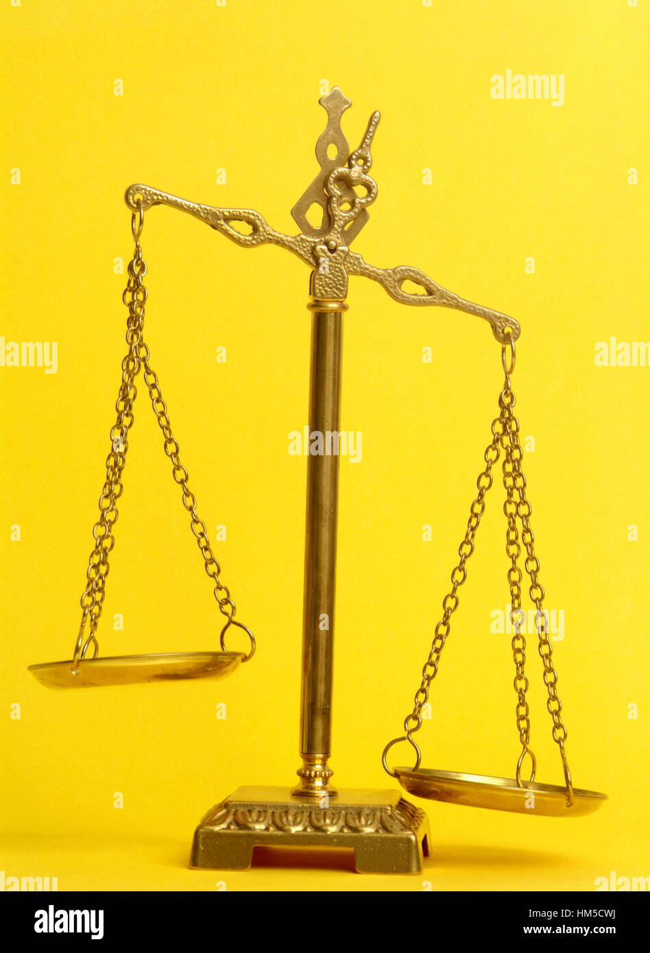 Unbalance scale hi-res stock photography and images - Alamy