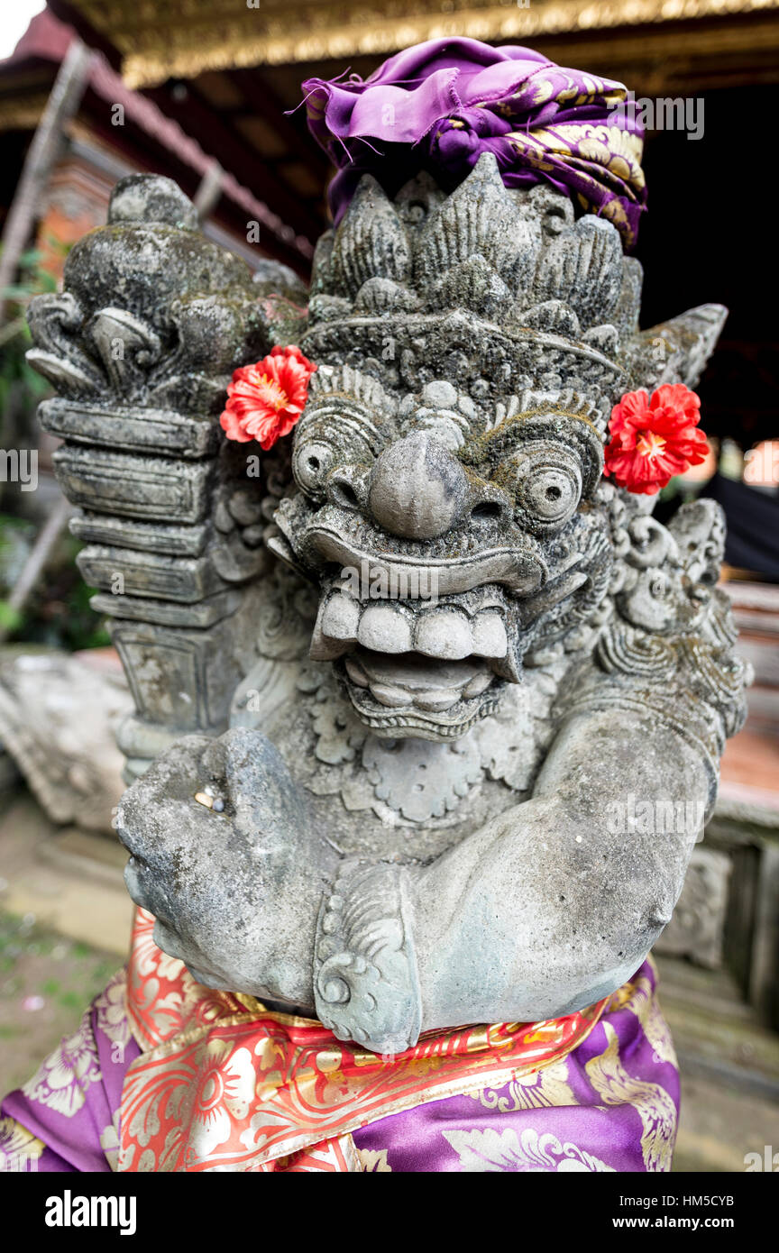 Scary Statue High Resolution Stock Photography and Images - Alamy