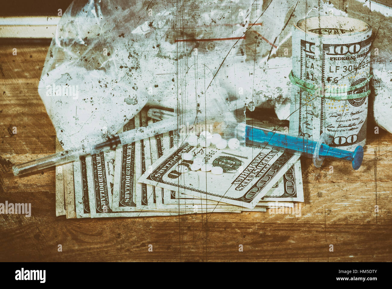 Drug syringe and cooked heroin Stock Photo - Alamy