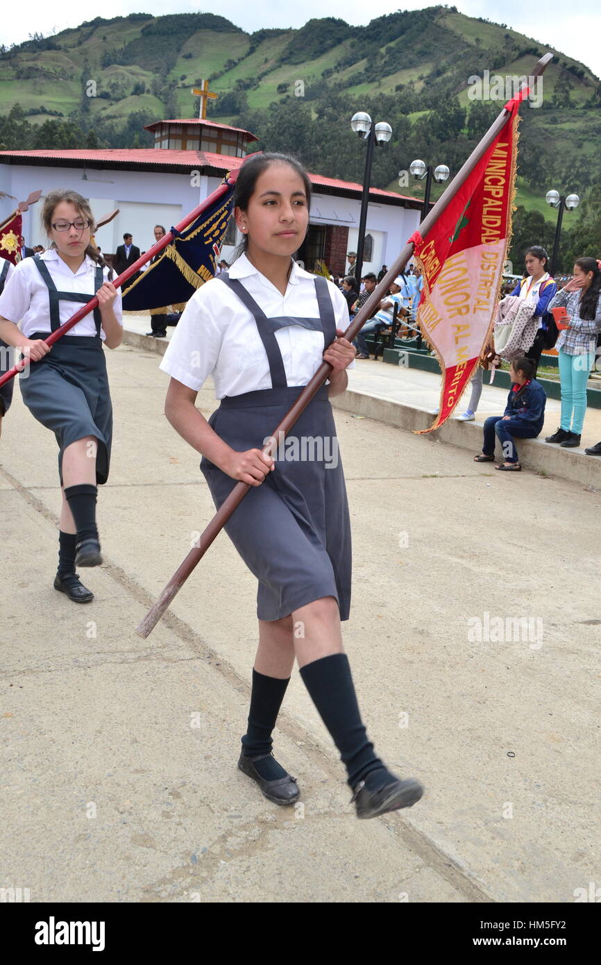 School girls uniform peru hi-res stock photography and images - Alamy