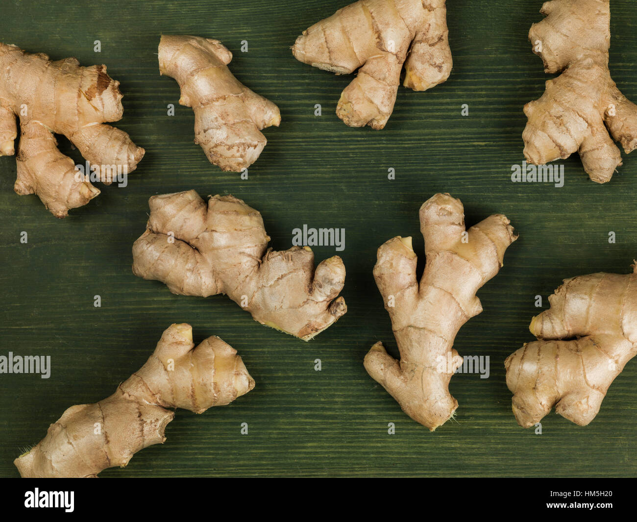Fresh Root Ginger Aromatic Spices Cooking Ingredients Stock Photo - Alamy