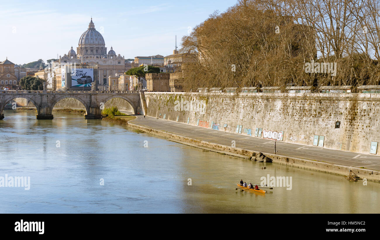 Roman rowing boat hi-res stock photography and images - Alamy
