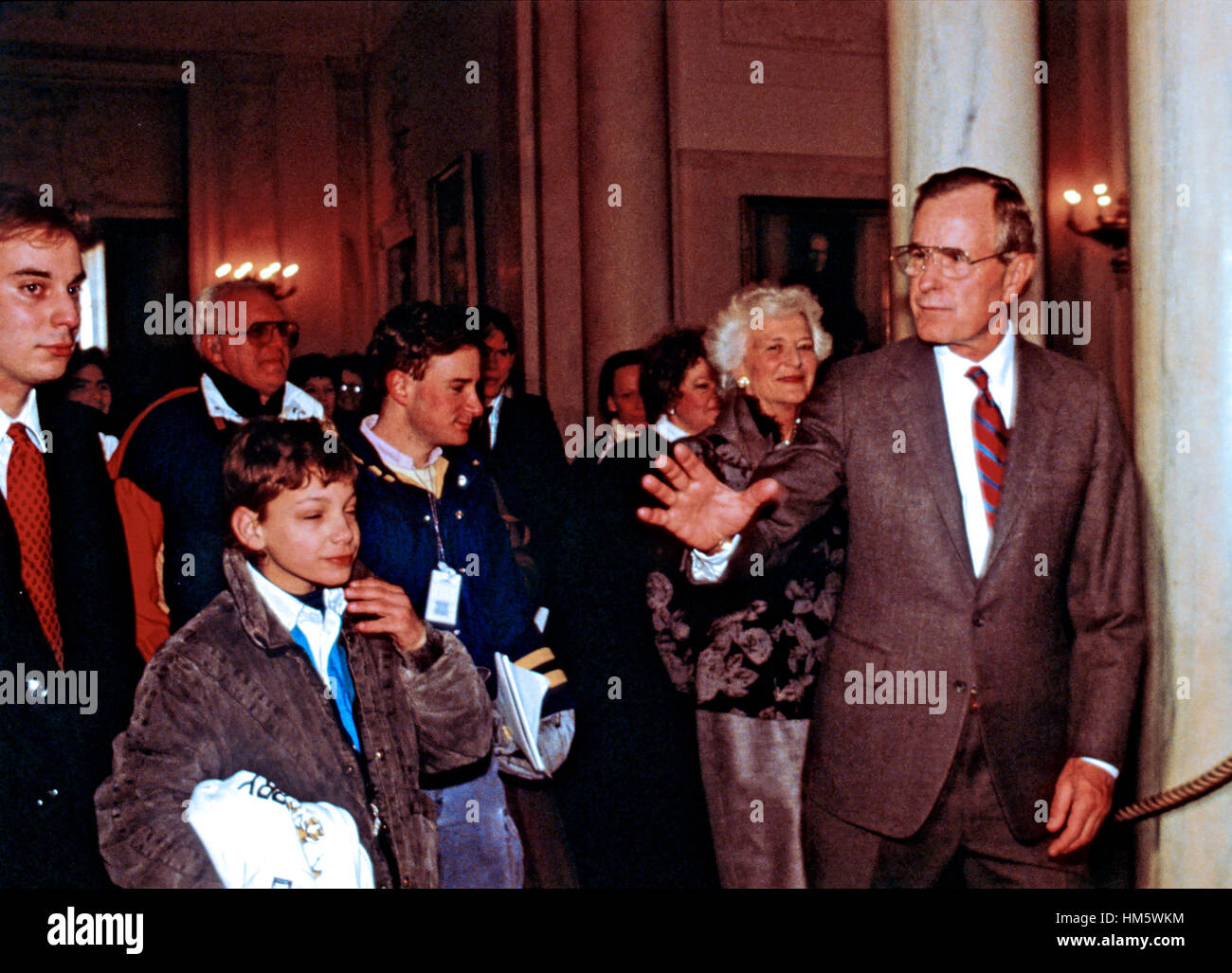 United States President George H.W. Bush conducts a visitors tour in ...