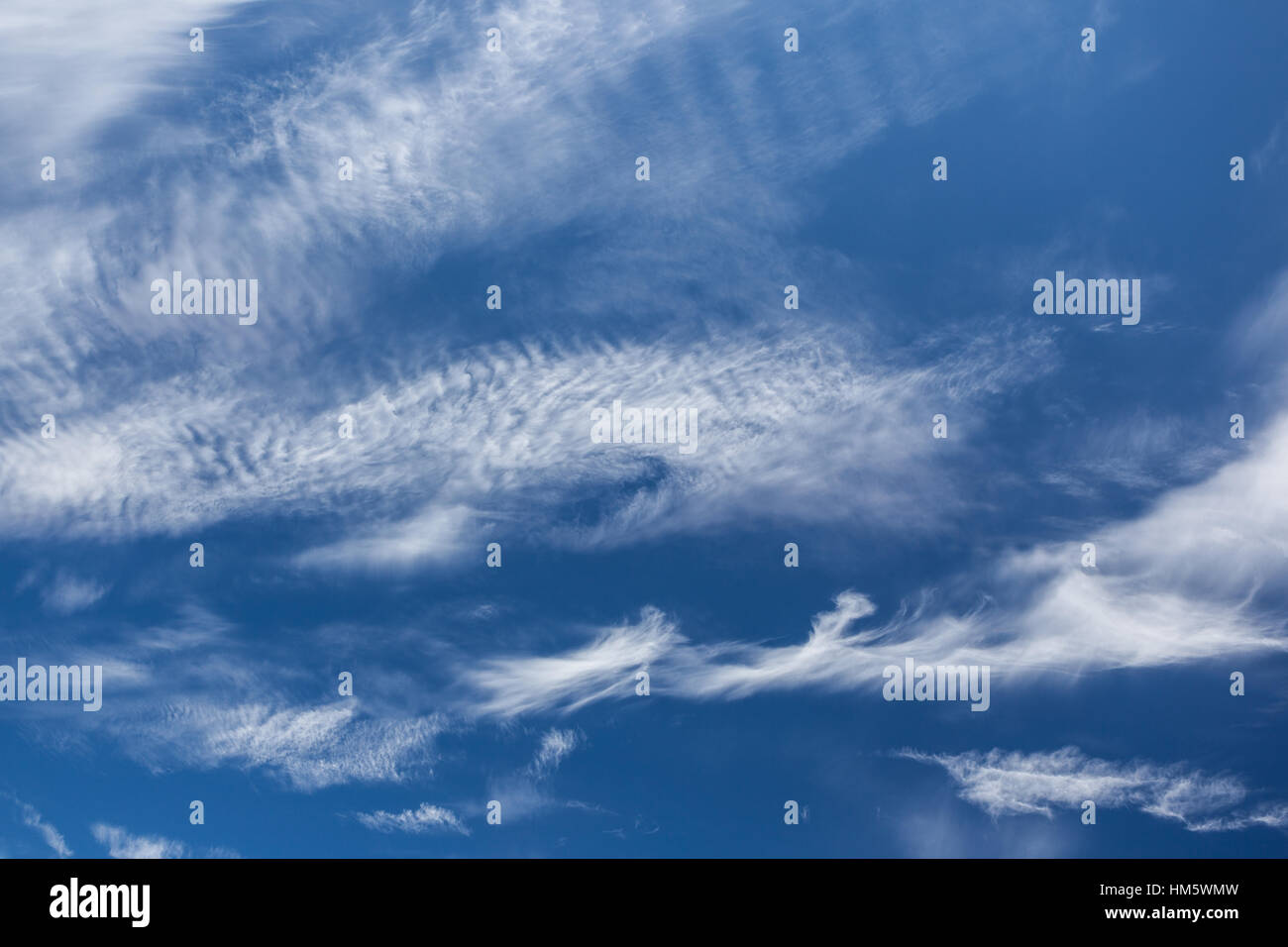 Wispy cirrus clouds blue sky Stock Photo - Alamy Wispy cirrus clouds blue sky Stock Photo - Alamy