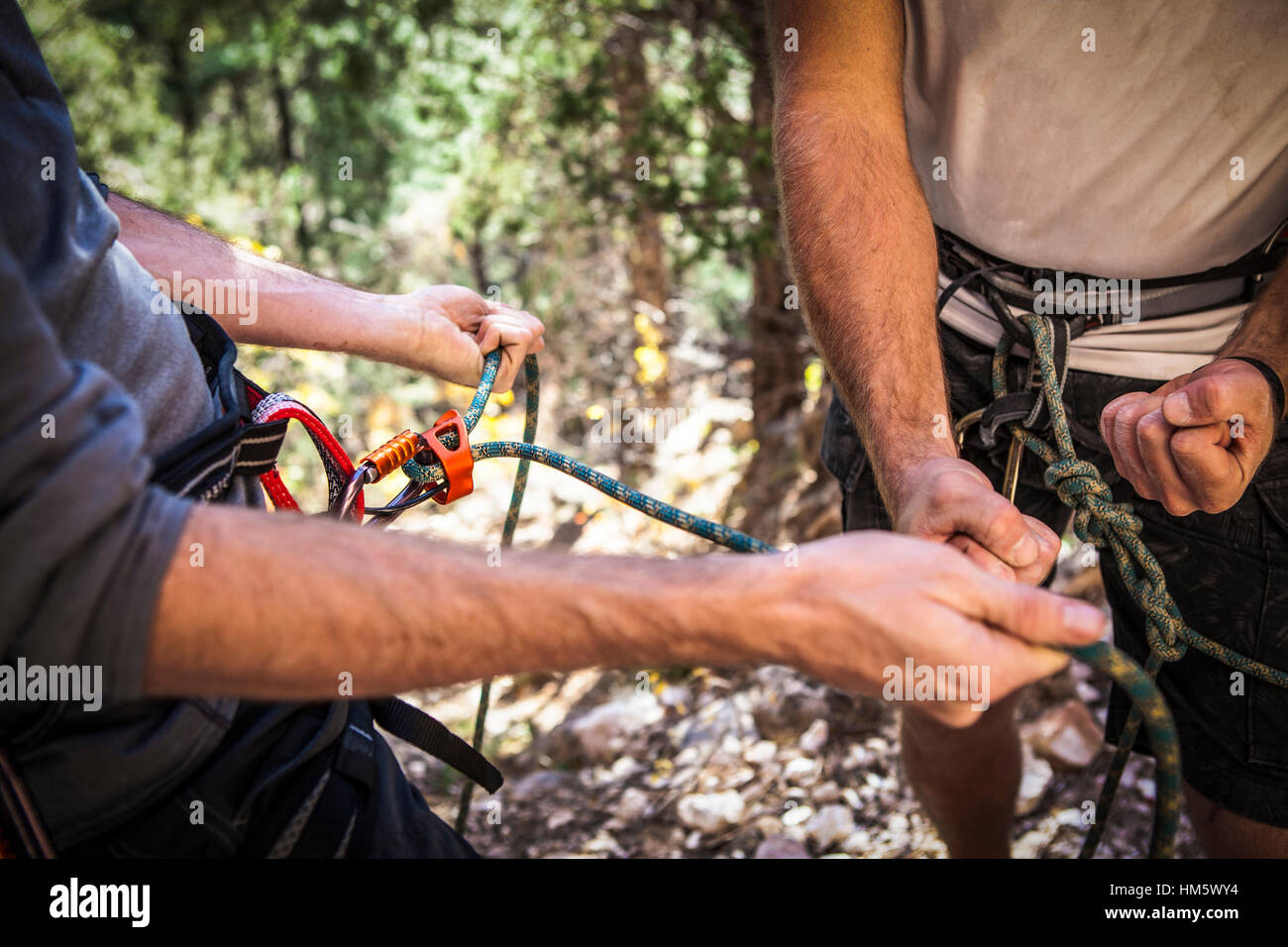Adjusting rope hi-res stock photography and images - Alamy