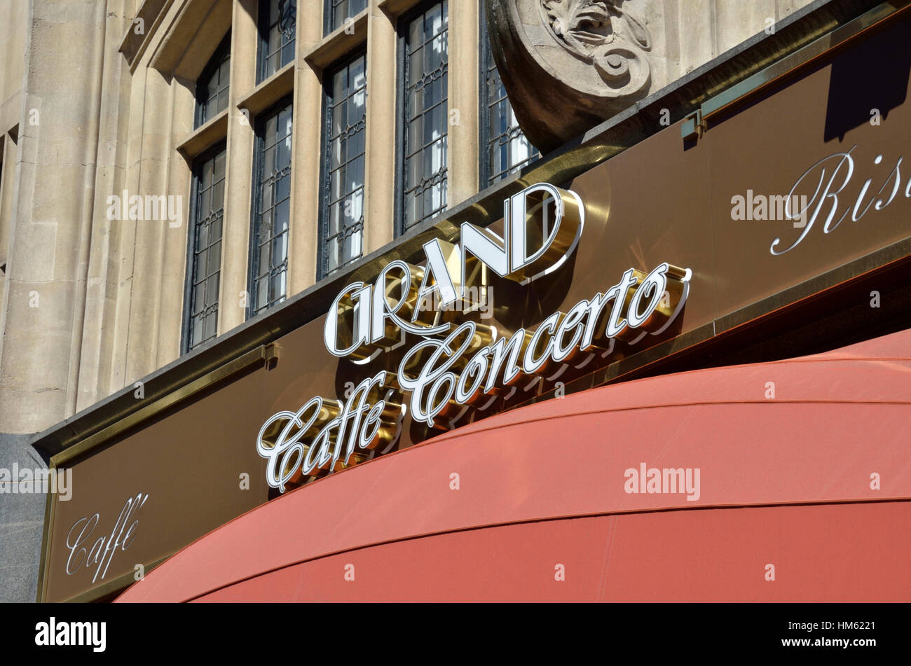 Concerto High Resolution Stock Photography and Images - Alamy