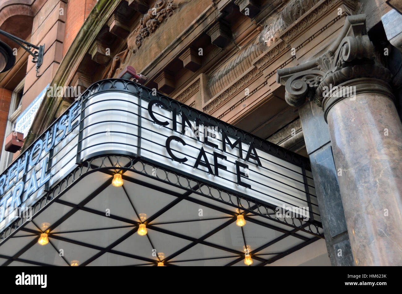 Cinema sign london hi-res stock photography and images - Alamy