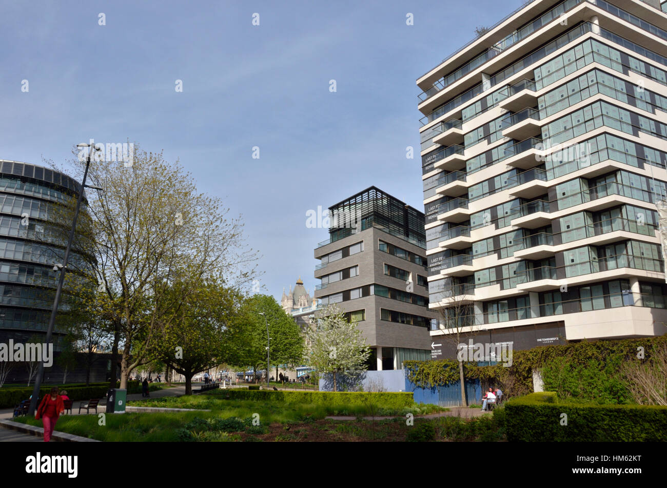 1 tower bridge hi-res stock photography and images - Alamy