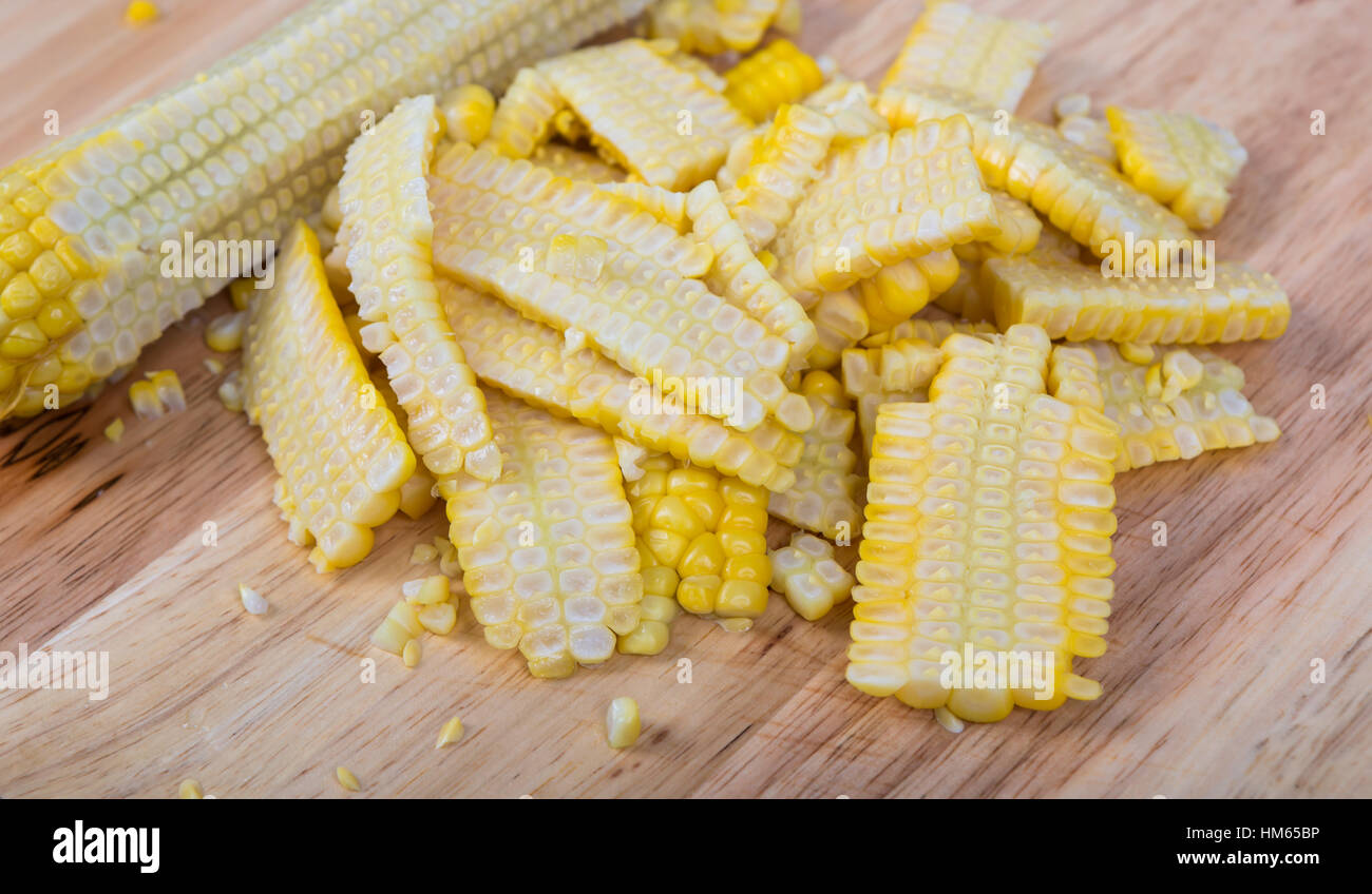 Fresh corn on wood Stock Photo - Alamy