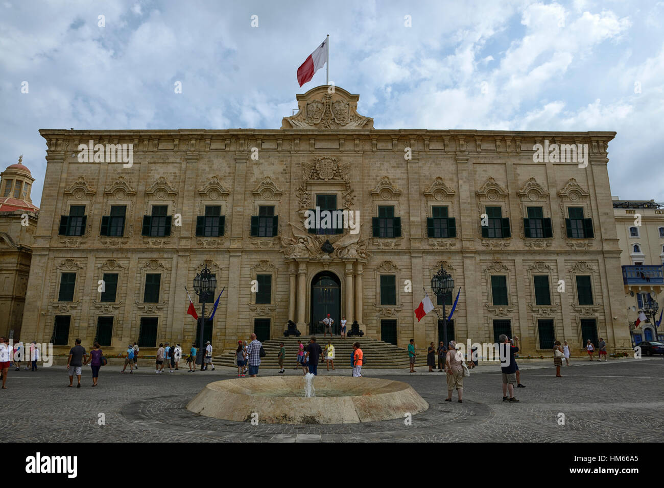 Minister building hi-res stock photography and images - Alamy