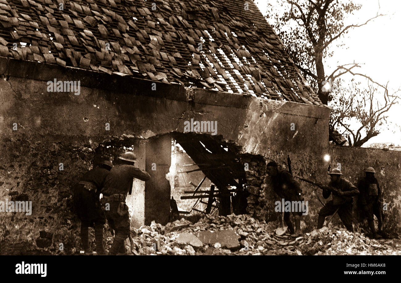 Ww1 trench casualty warfare with american marine hi-res stock ...