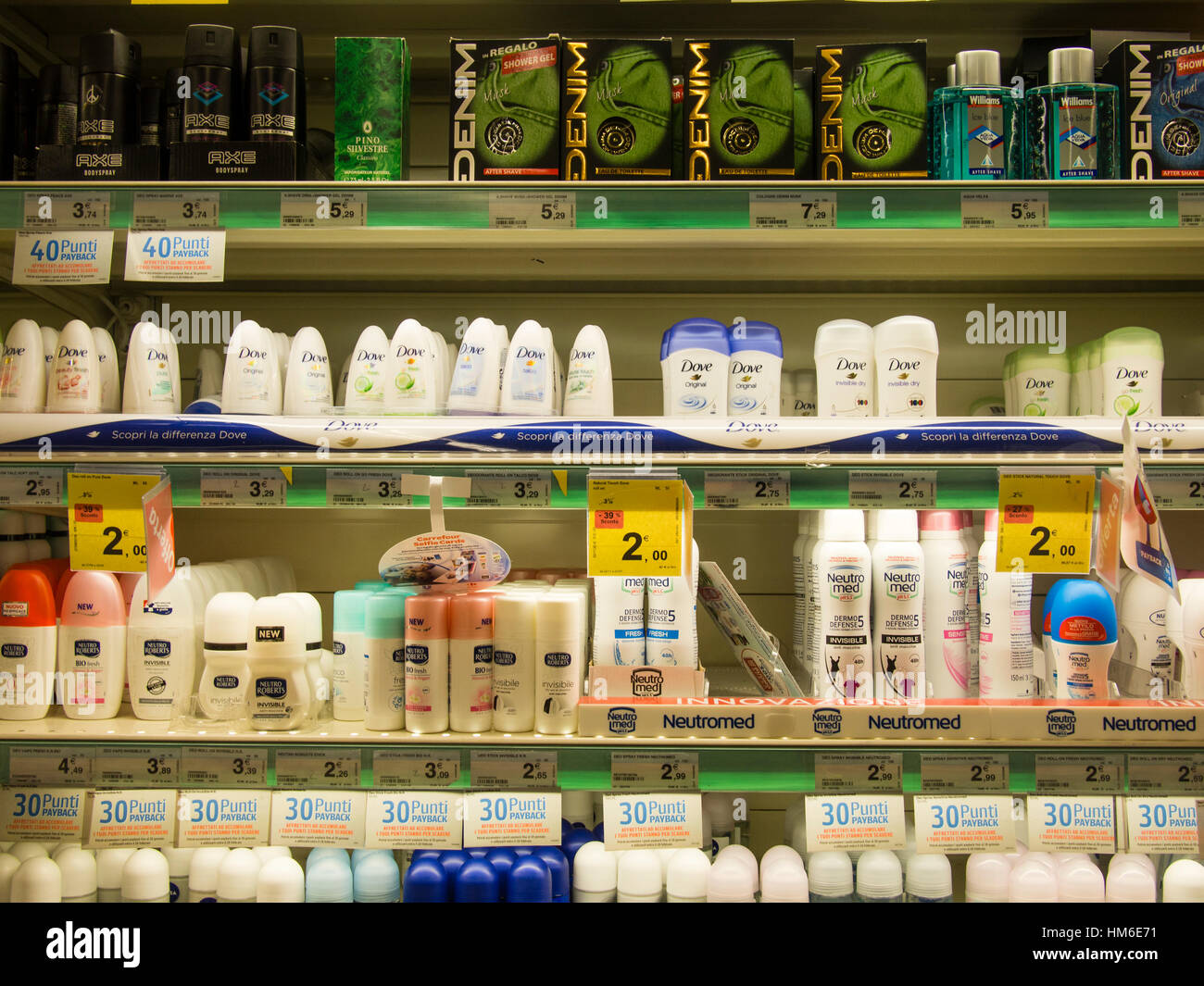 Dove products at the Carrefour Market store, Cremona, Italy Stock Photo ...