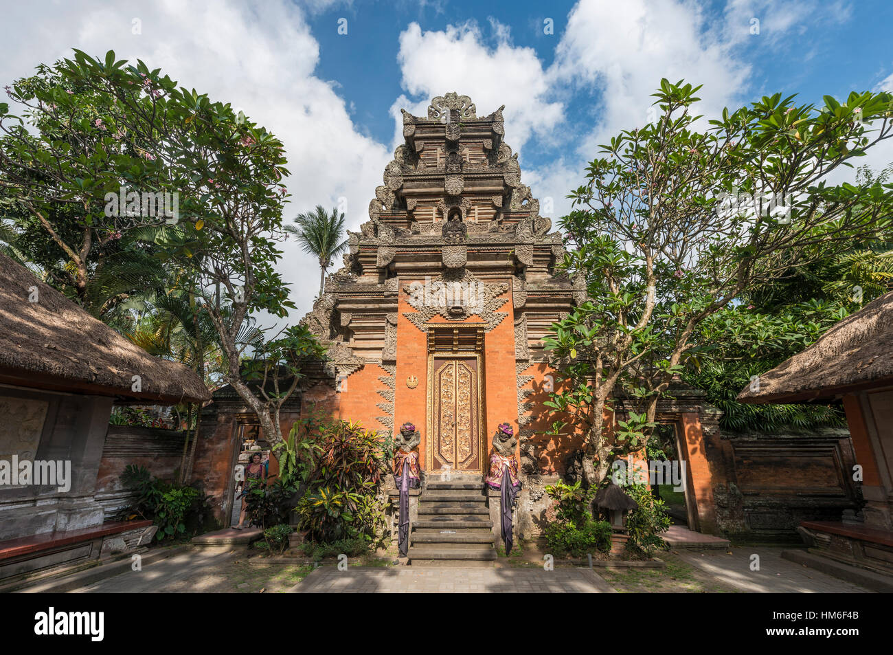 Ubud palace hi-res stock photography and images - Alamy