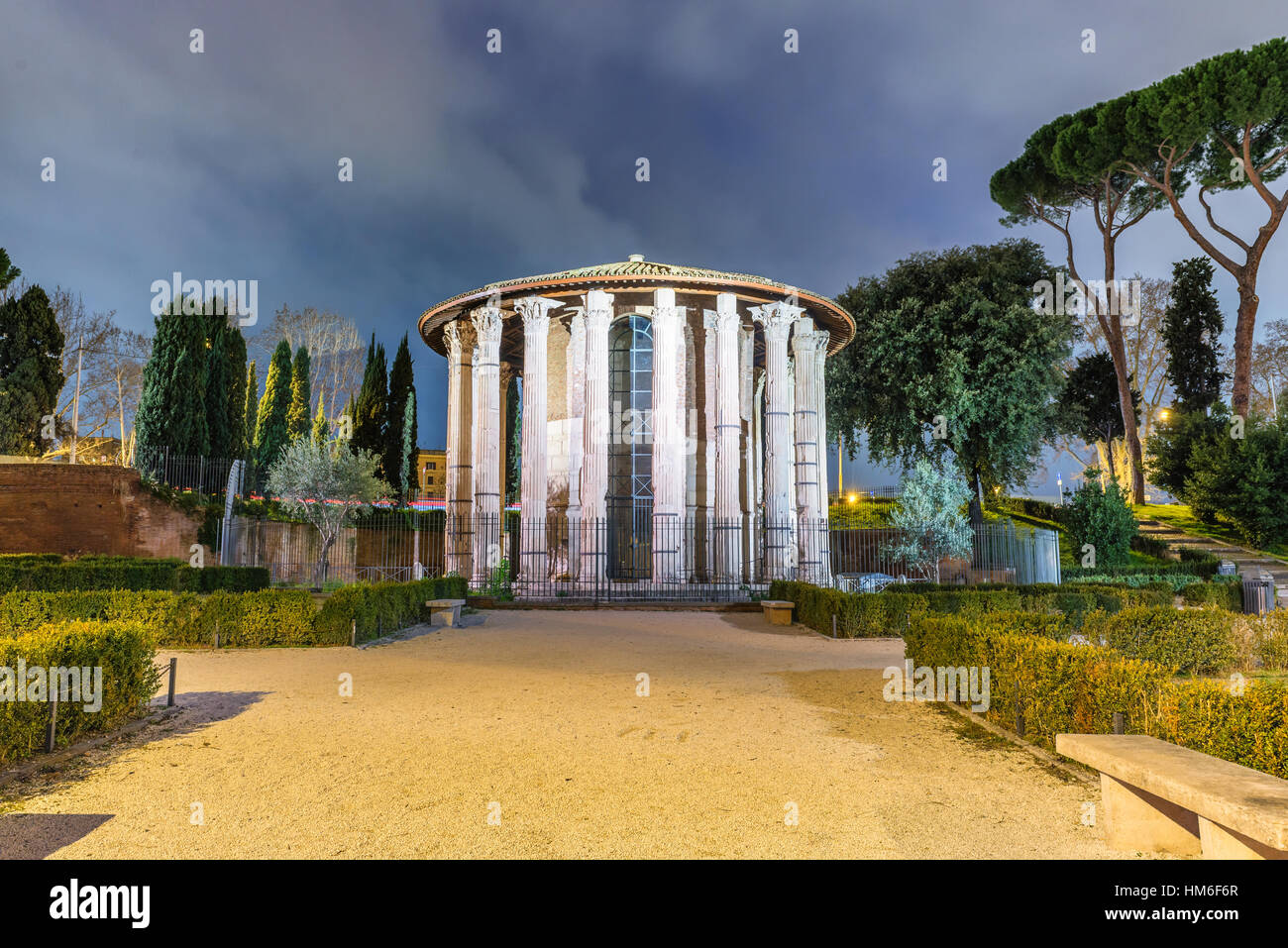 Roman hercules temple night rome hi-res stock photography and images ...