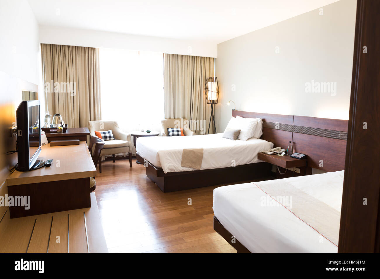 Interior of modern comfortable hotel room Stock Photo - Alamy