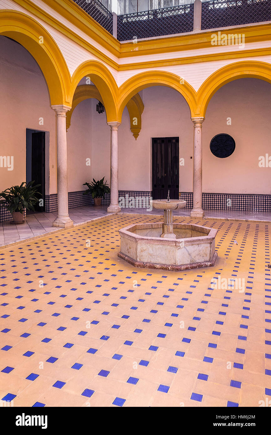 Cuarto hi-res stock photography and images - Alamy