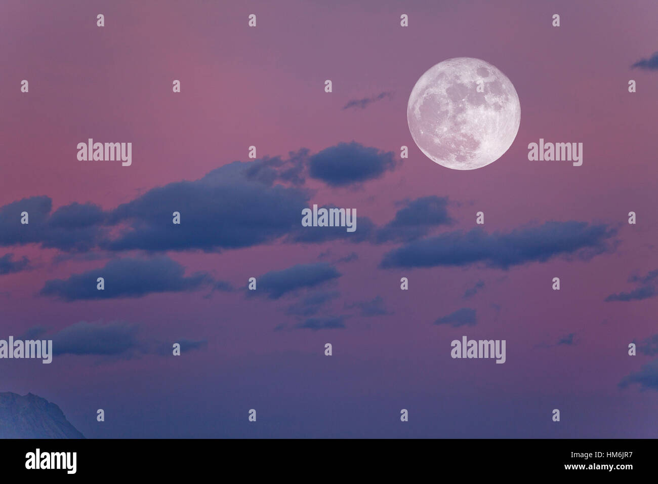 Clouds and full moon hi-res stock photography and images - Alamy