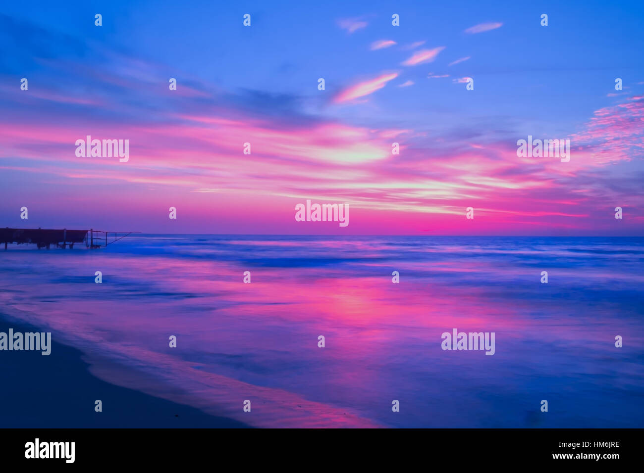 Beauty sunset on the sea Stock Photo - Alamy